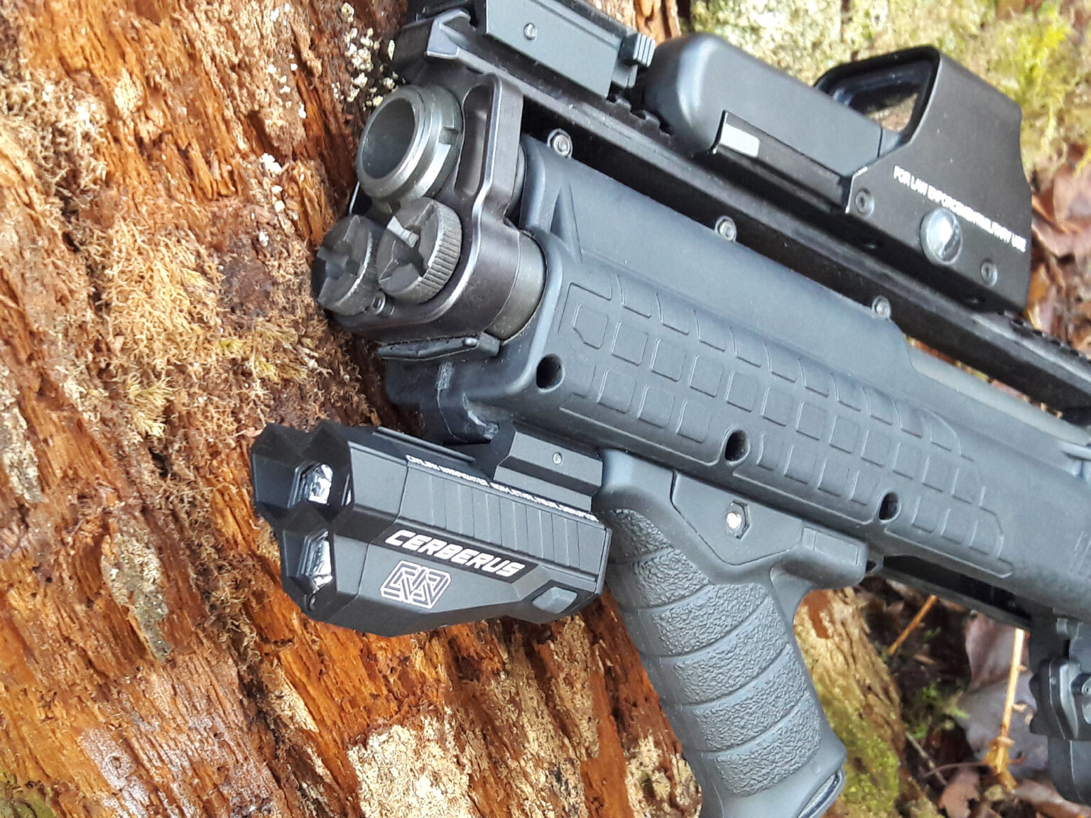 Platforms-Uses - Civilian Warfighter Cerberus non lethal visual disruptor